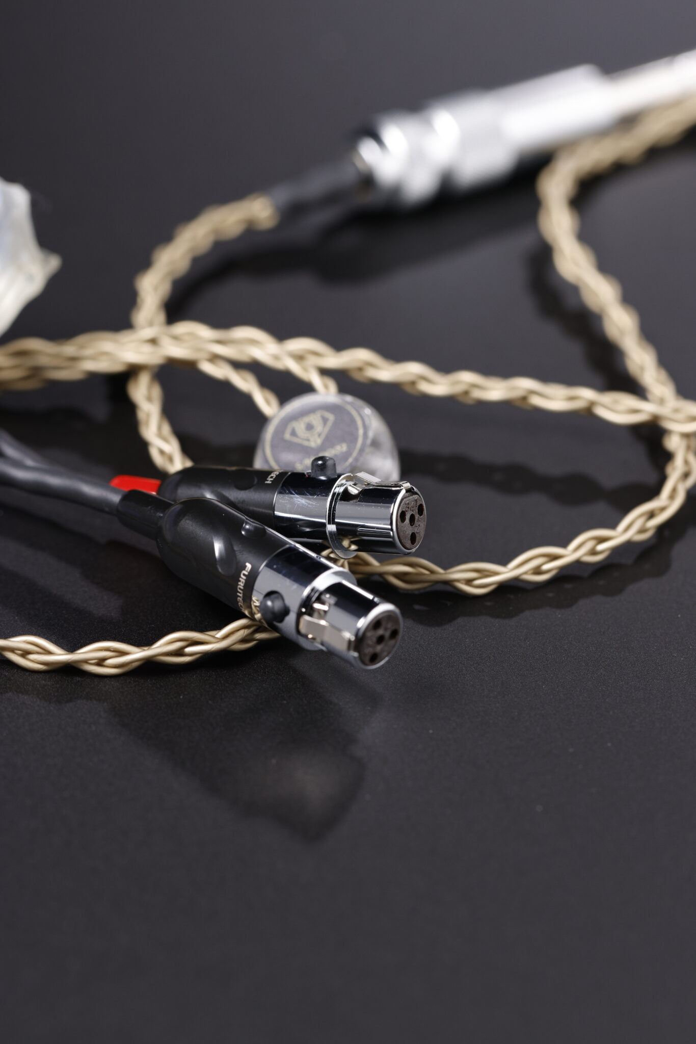 Crystal Cable | The Art of Sound & High-End Audio Cables