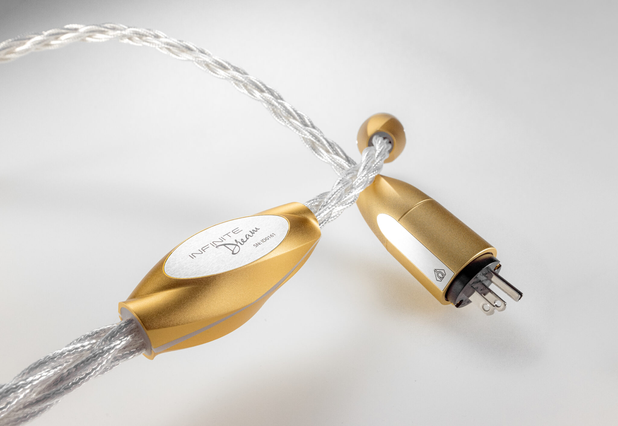Crystal Cable Infinite Dream wins Super AV Award 2025